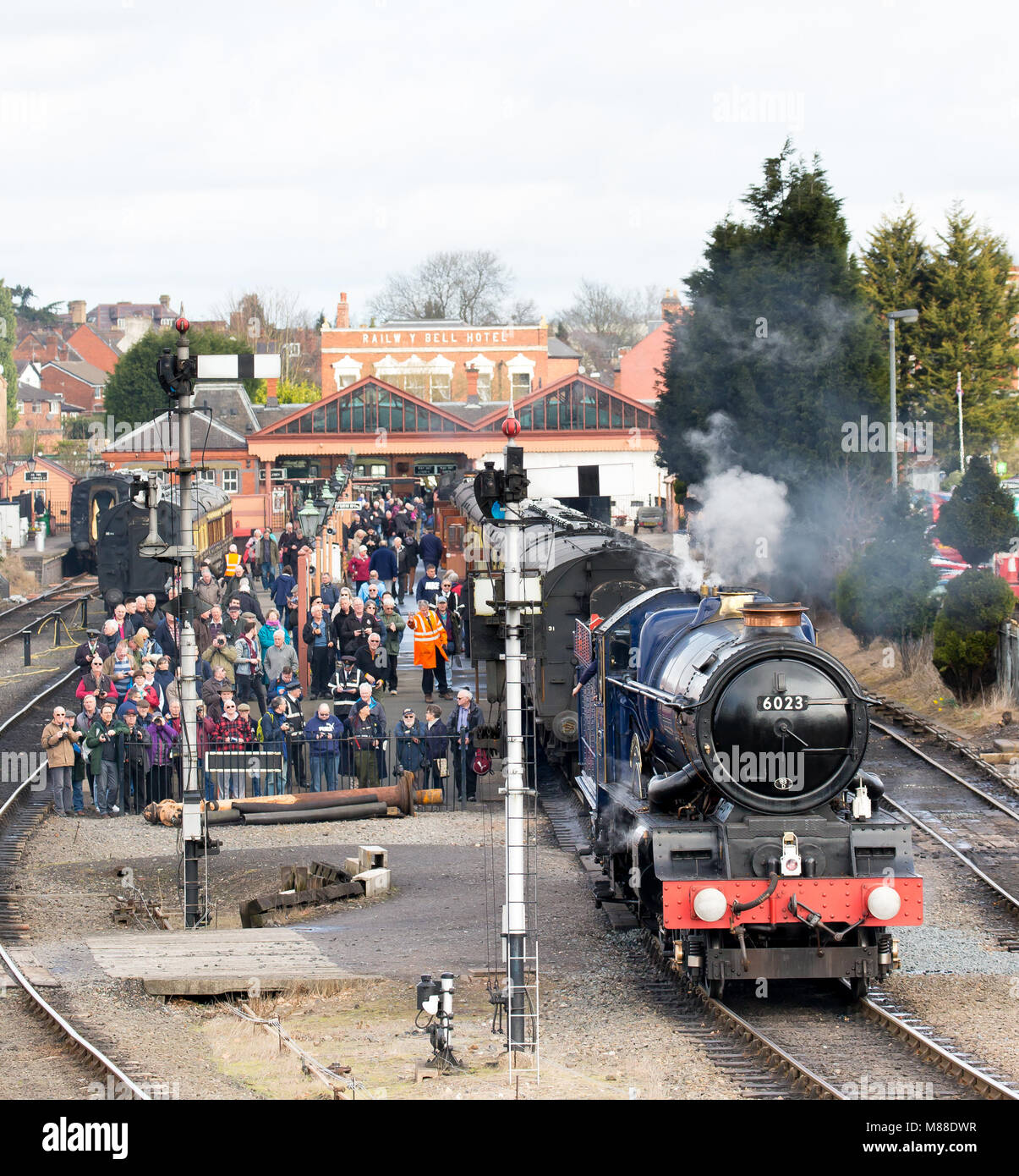 4 4 0 tender engine steam locomotive hi-res stock photography and ...