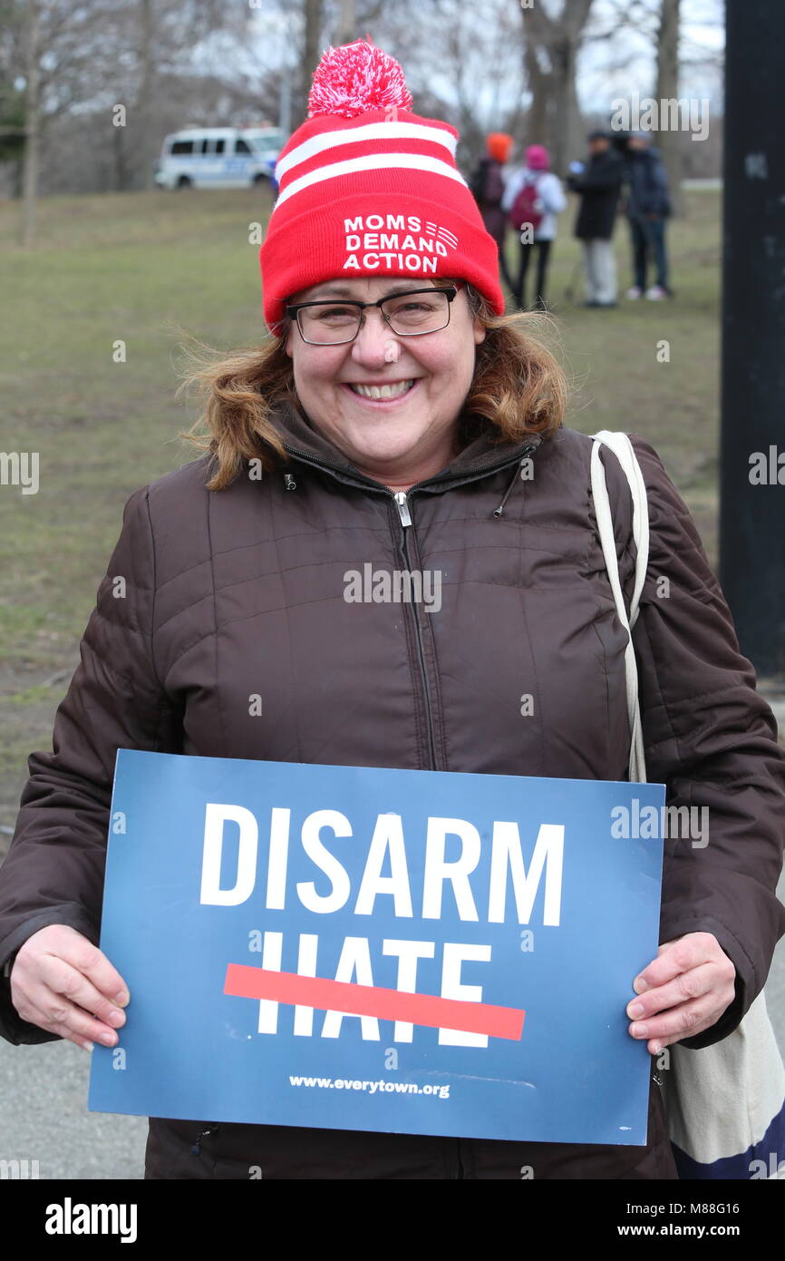 New gun new gun diane hi-res stock photography and images - Alamy