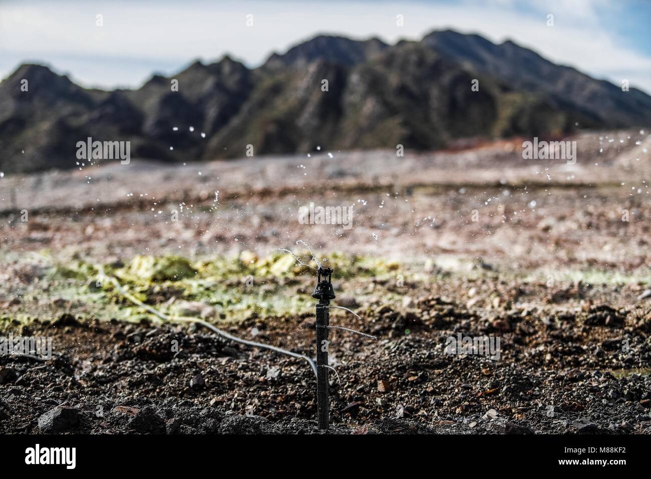 Leaching process Solid extraction of a rock based on solvent liquid ...