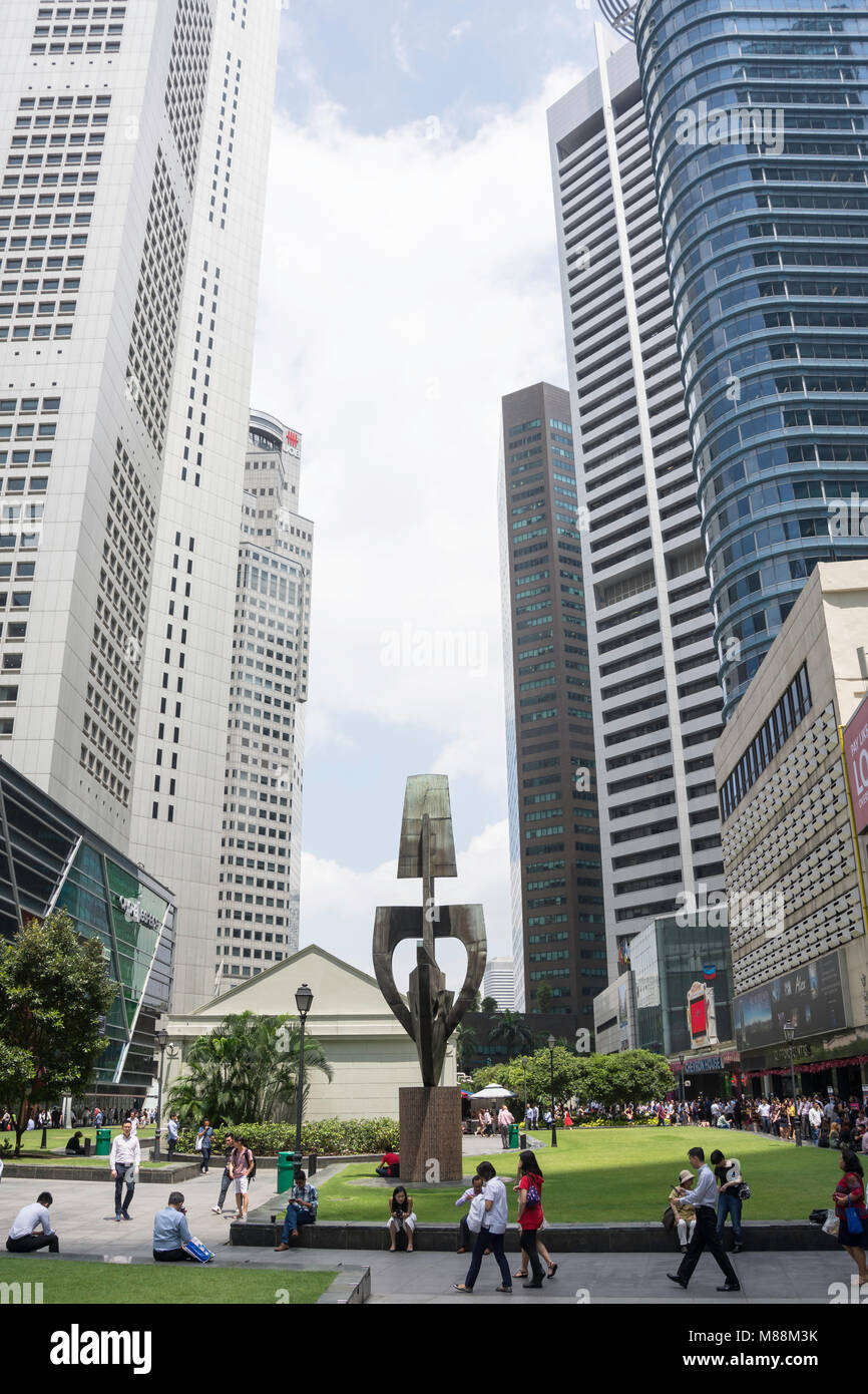 Centre square of Raffles Place, Downtown Core, Central Area, Singapore ...