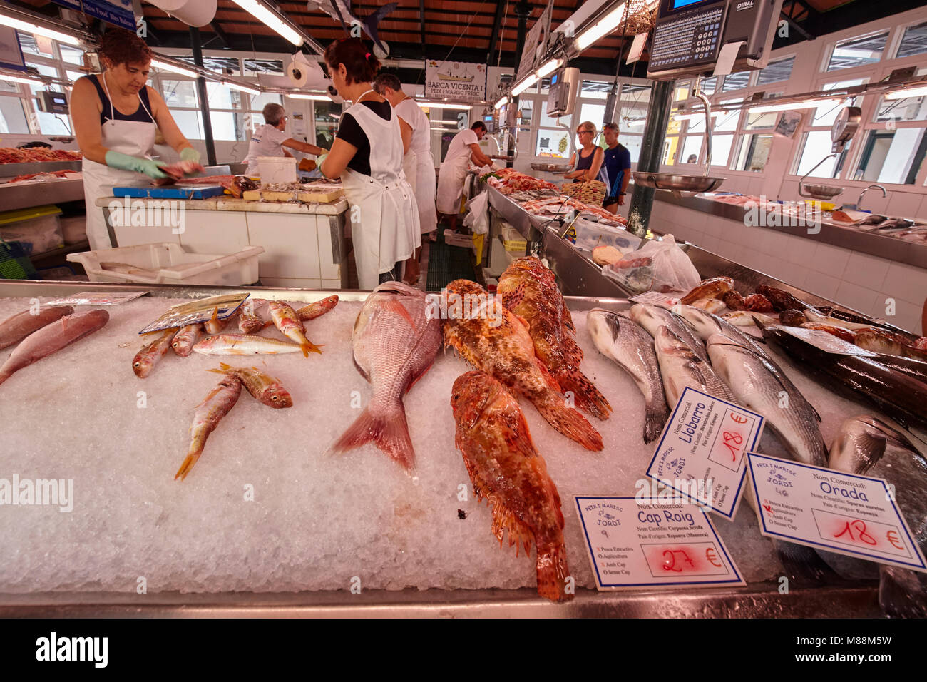 Ciutadella fish market menorca hi-res stock photography and images - Alamy