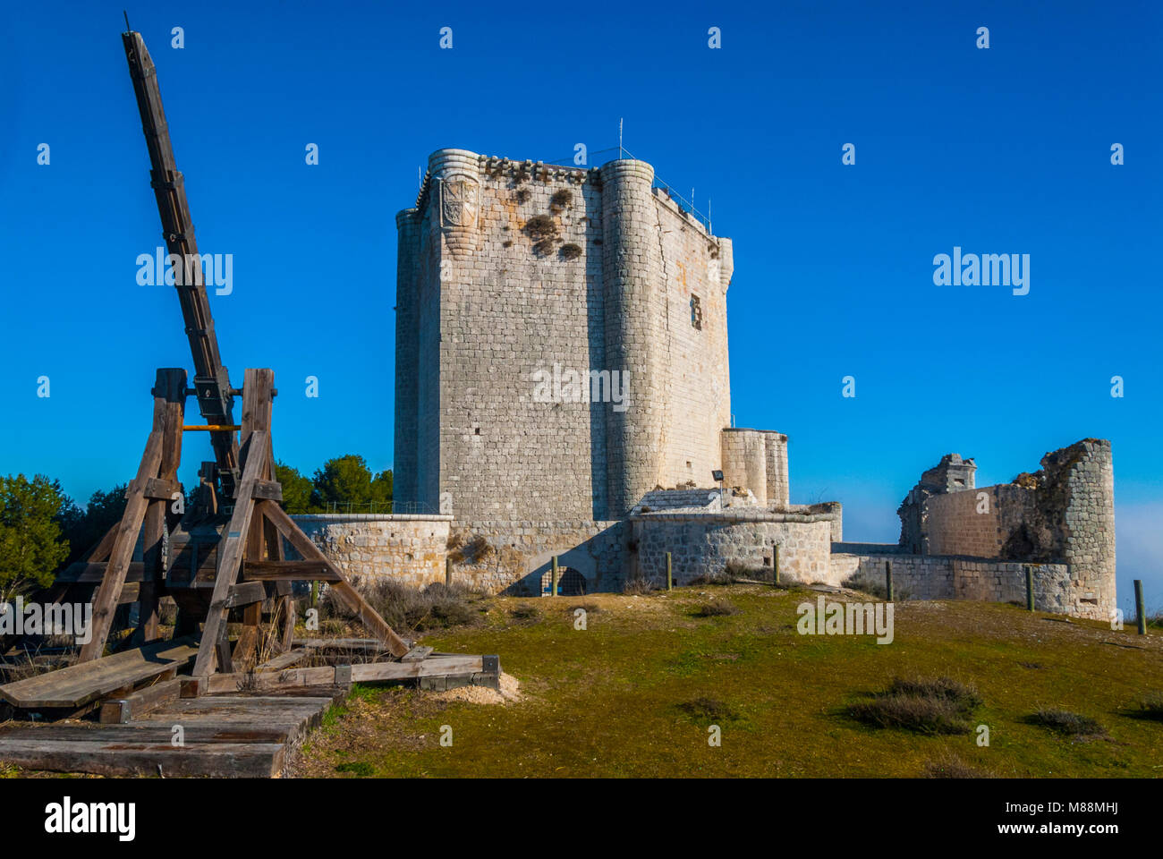 castle stone fortress Stock Photo - Alamy