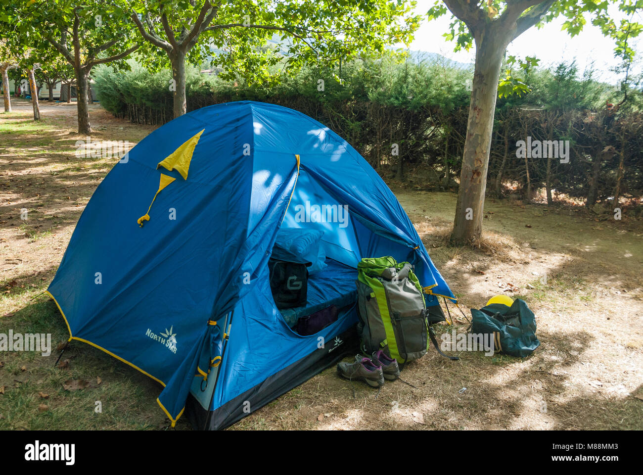Backpack map tent hi-res stock photography and images - Alamy