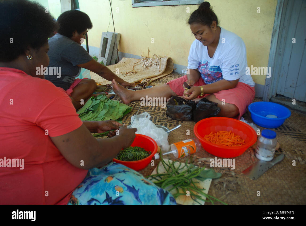 Fijian Food Lovo High Resolution Stock Photography and Images - Alamy