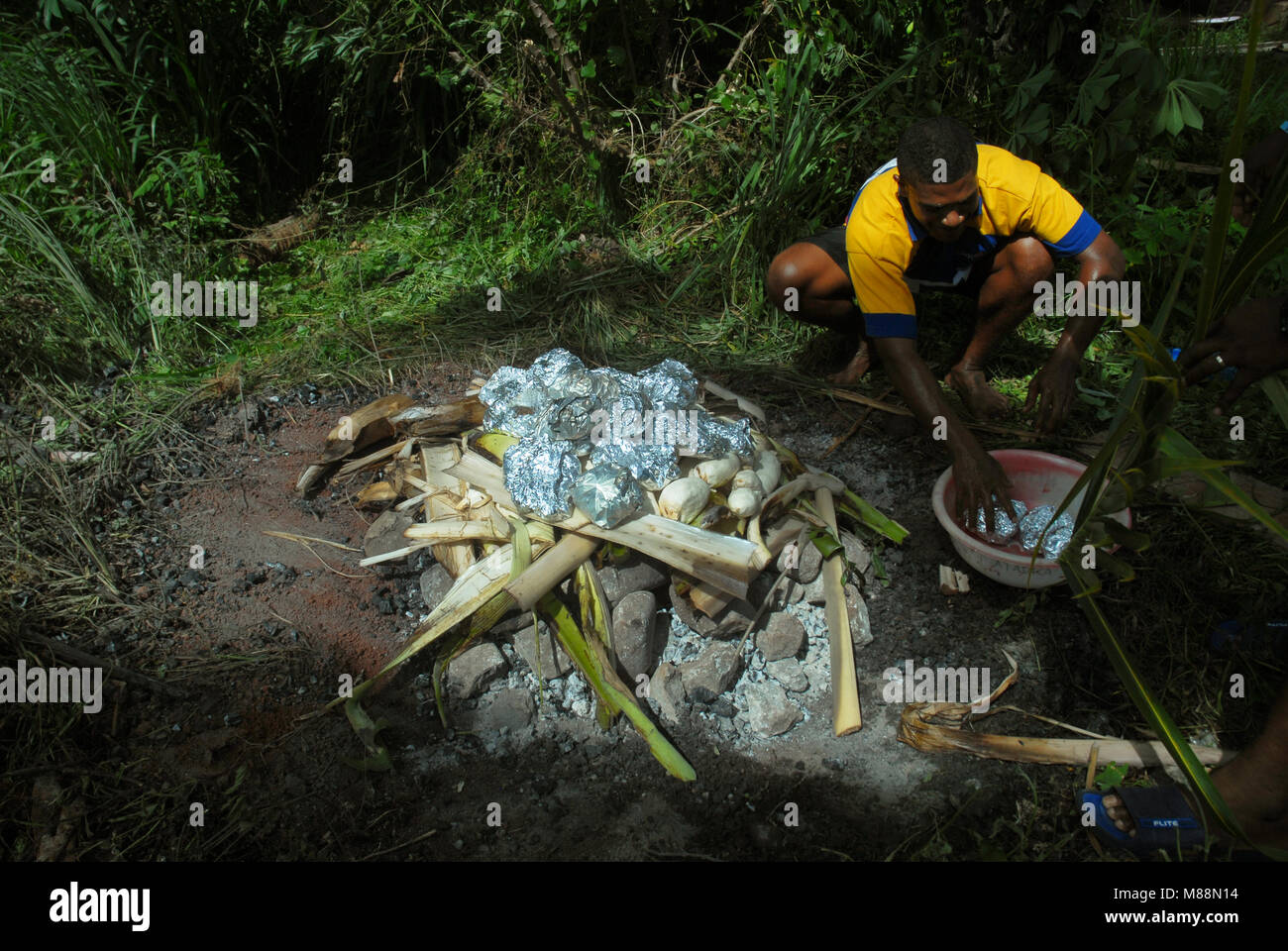 Lovo fiji hi-res stock photography and images - Alamy