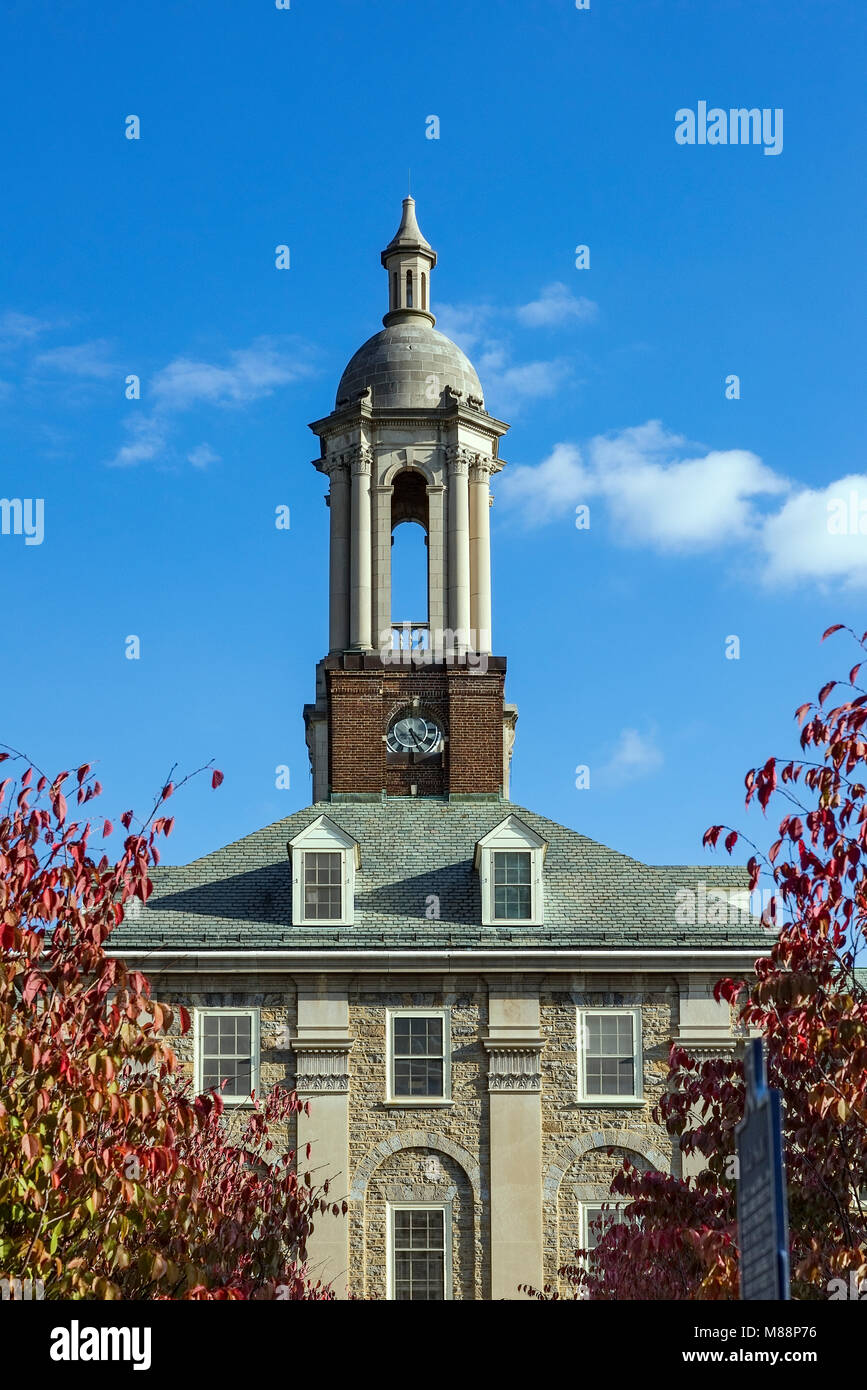 National university campus hi-res stock photography and images - Alamy