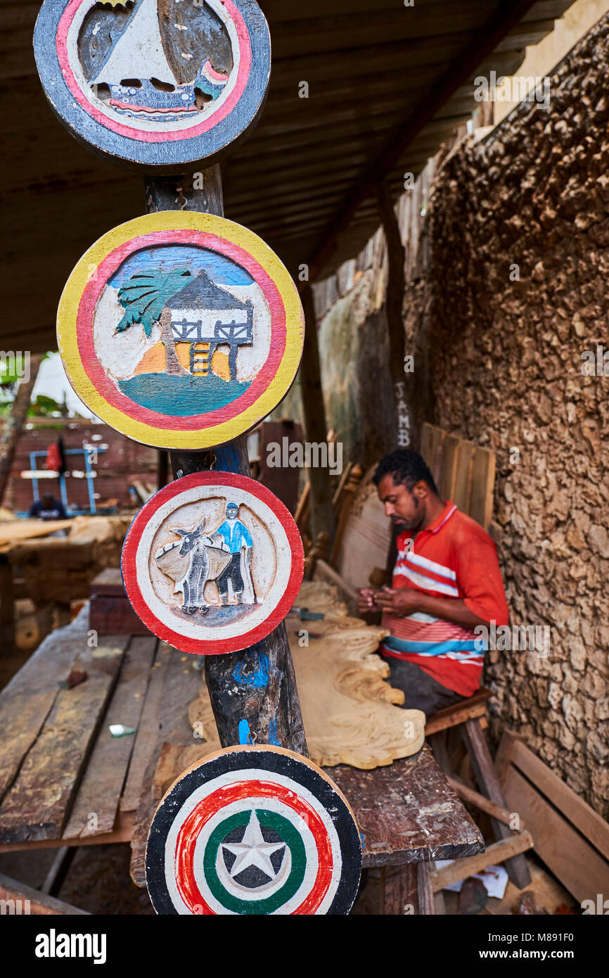 Kenya, Lamu island, Lamu town, Unesco world heritage, wood craft Stock ...