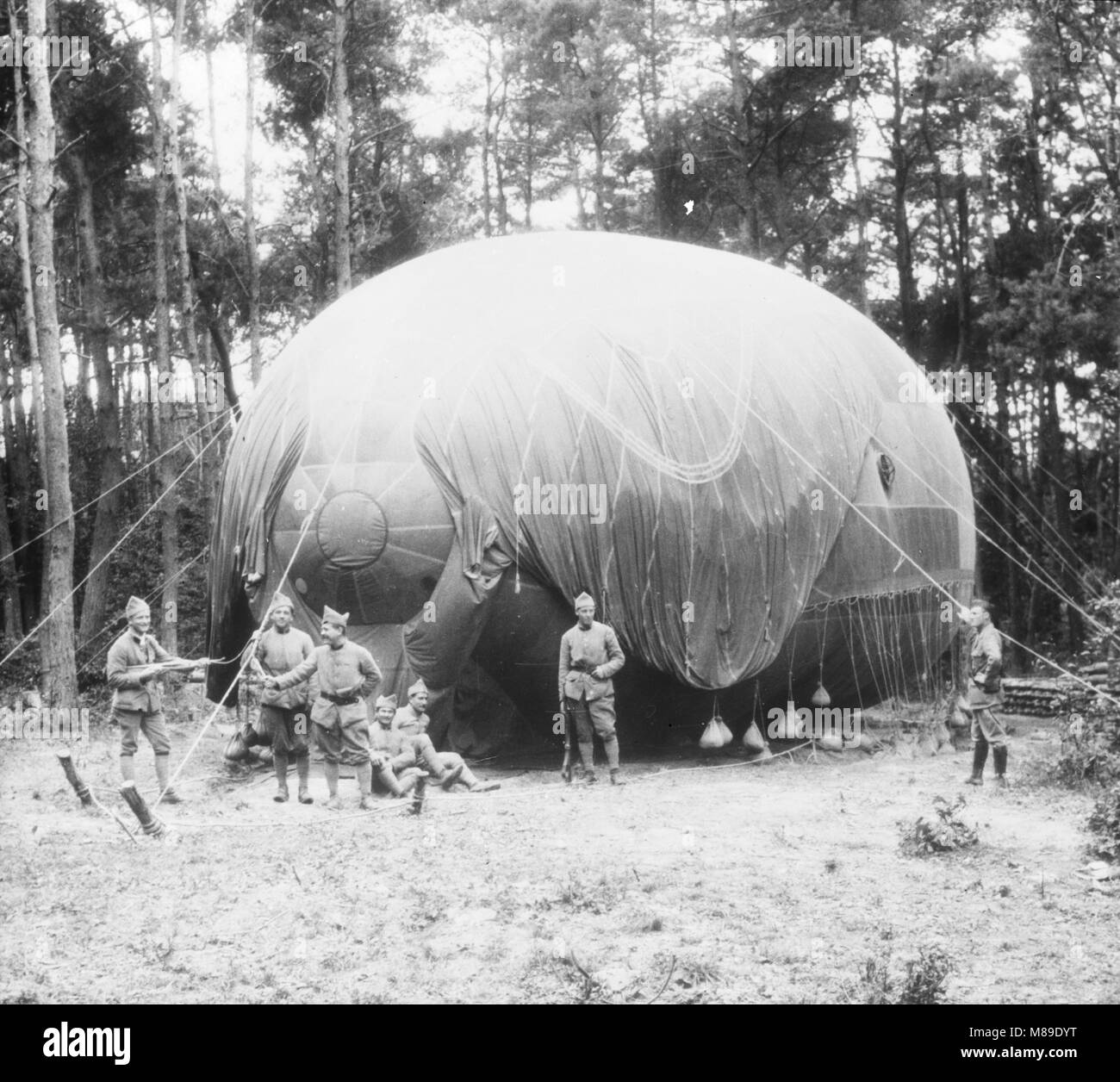 Observation balloon wwi hi-res stock photography and images - Alamy