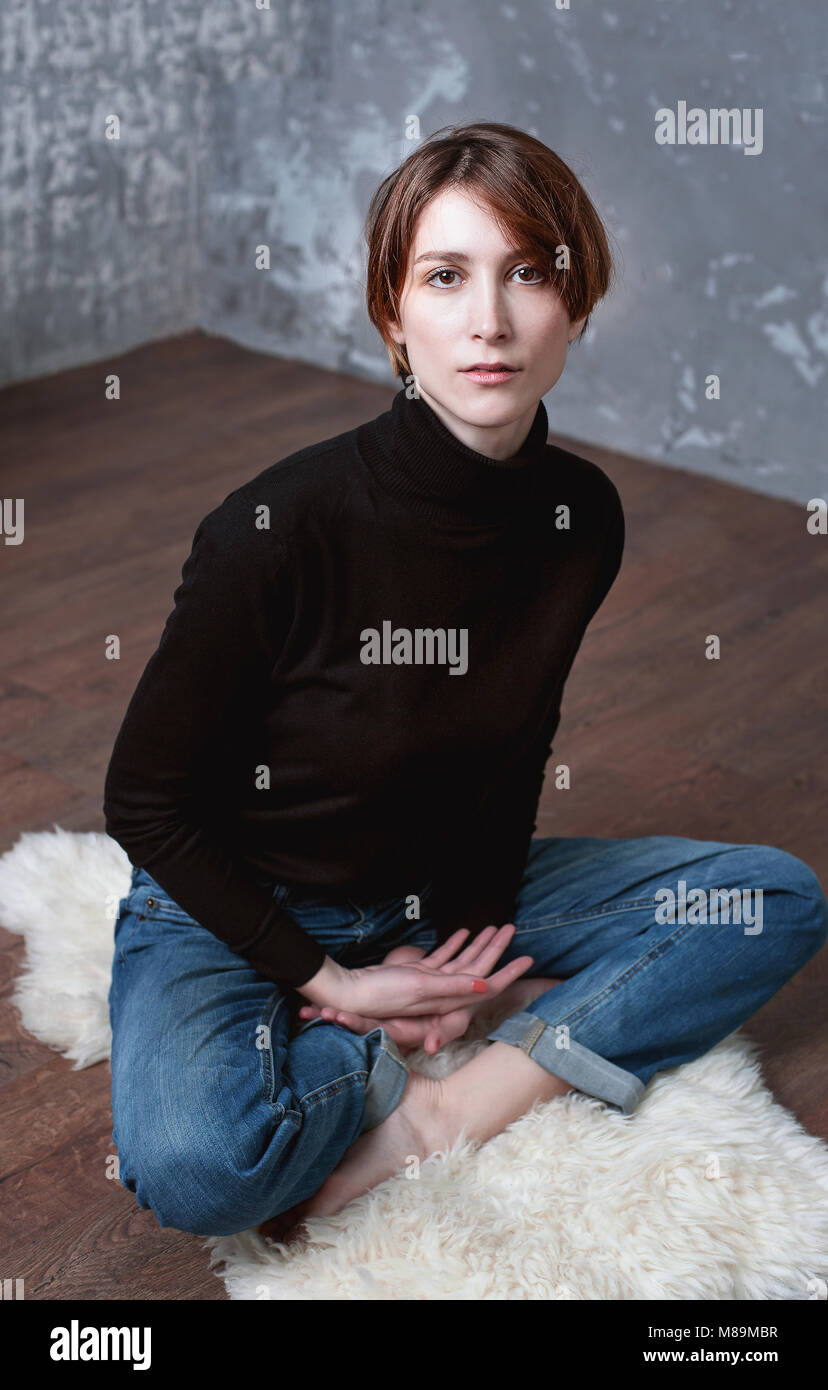 Sad Woman Sitting On Floor Stock Photos & Sad Woman Sitting On Floor ...