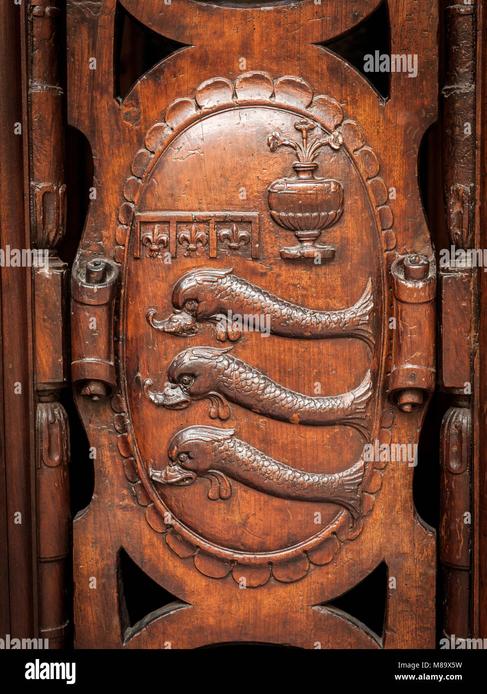 Fish made of wood hi-res stock photography and images - Alamy