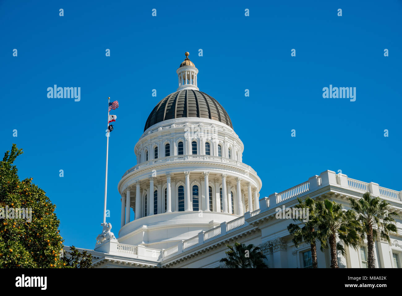Afternoon exterior view of the historical California State Capitol at ...