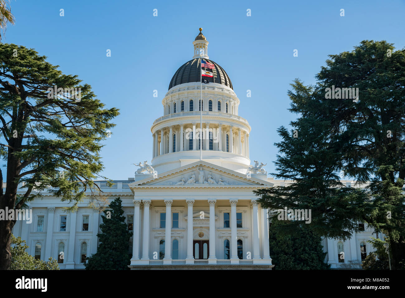 Afternoon exterior view of the historical California State Capitol at ...
