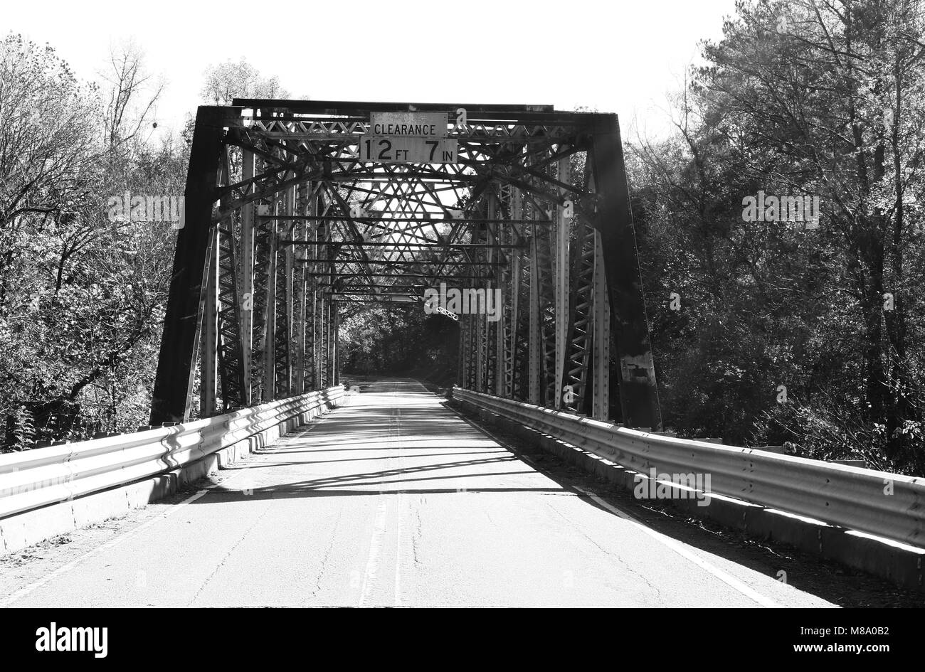 Steel truss bridges hi-res stock photography and images - Alamy