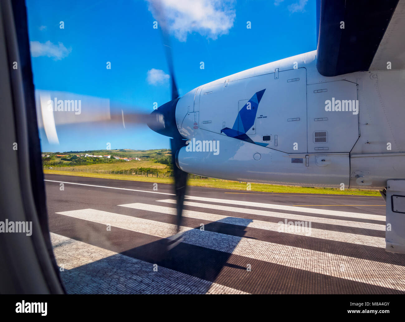 Sata air acores airplane hi-res stock photography and images - Alamy