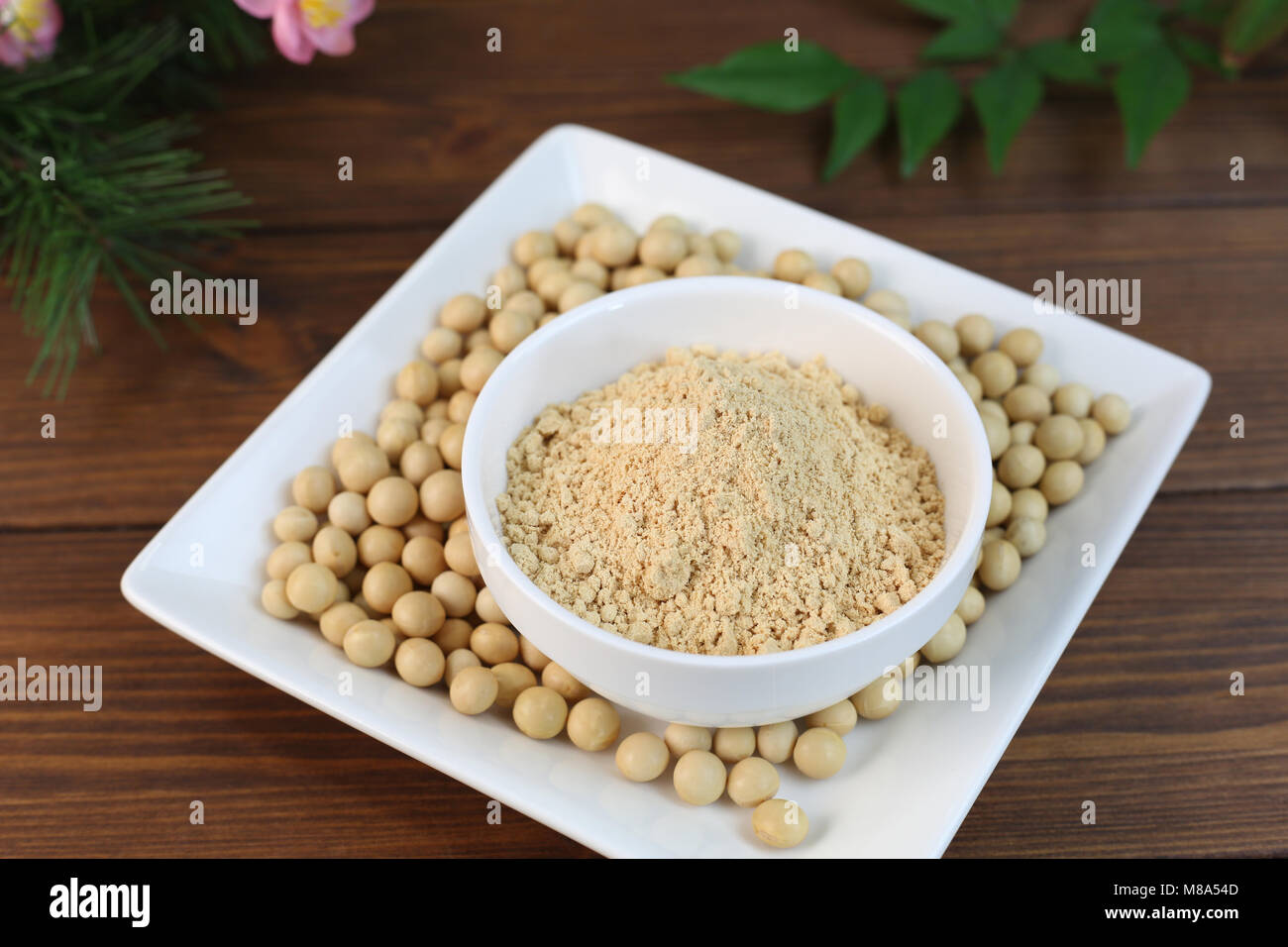 Roasted Soy Flour Stock Photo - Alamy