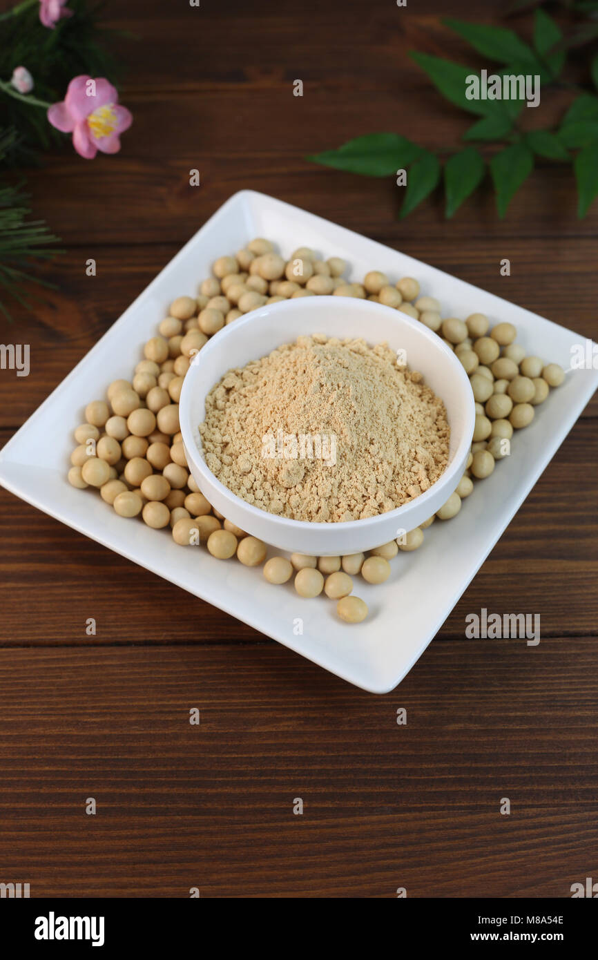Roasted Soy Flour Stock Photo - Alamy