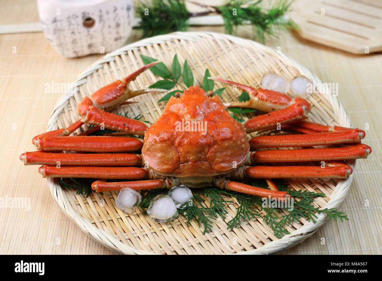 Snow crab hi-res stock photography and images - Alamy