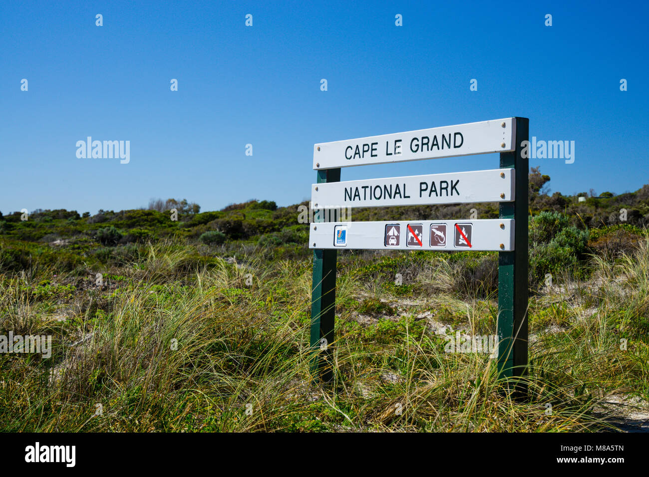 Information Signs on beach access to Cape Le Grand Beach, Cape Le Grand ...