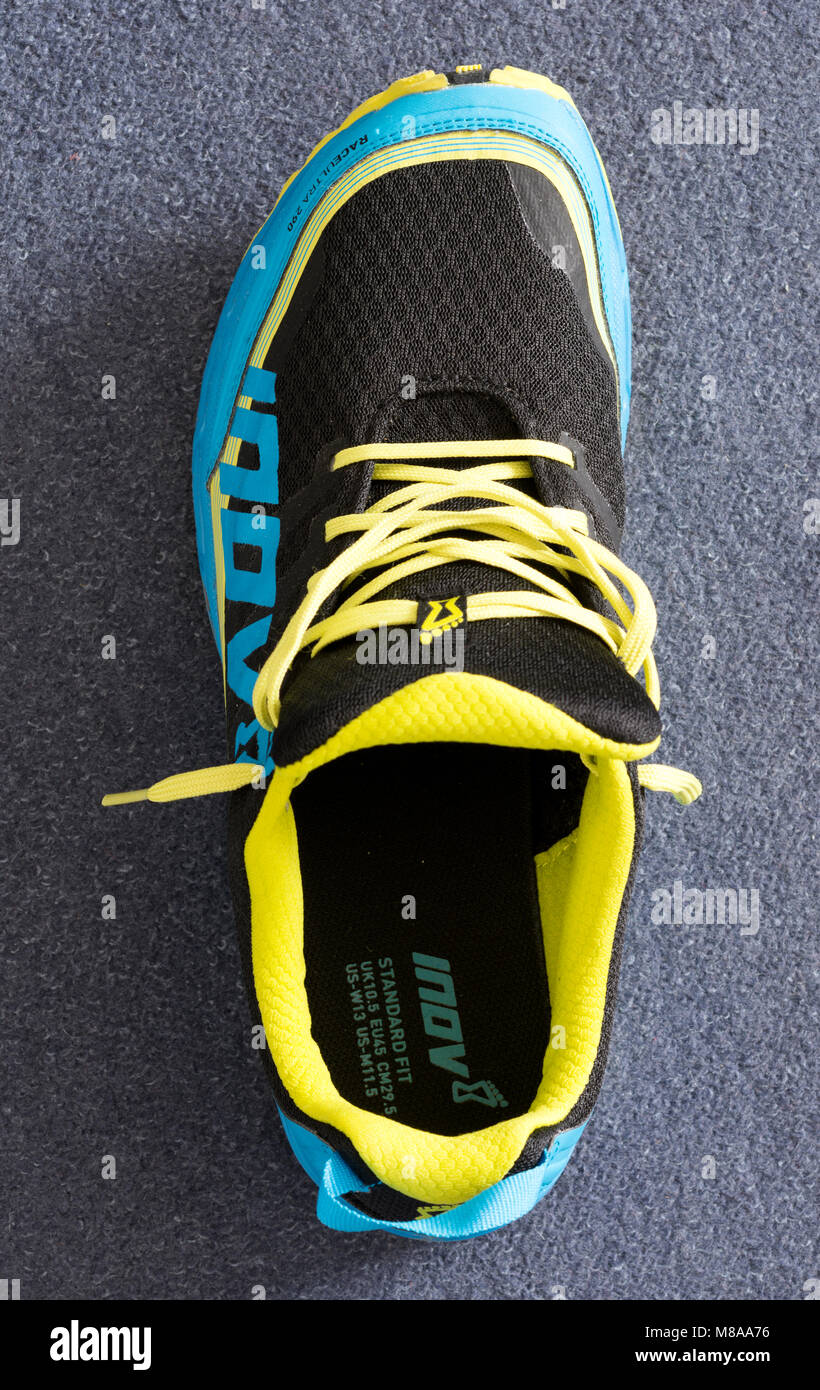 Sports shoe top view hi-res stock photography and images - Alamy