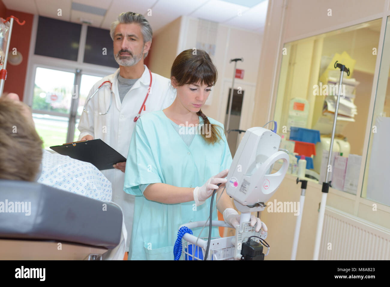 doctor doing his round in the hospital Stock Photo - Alamy