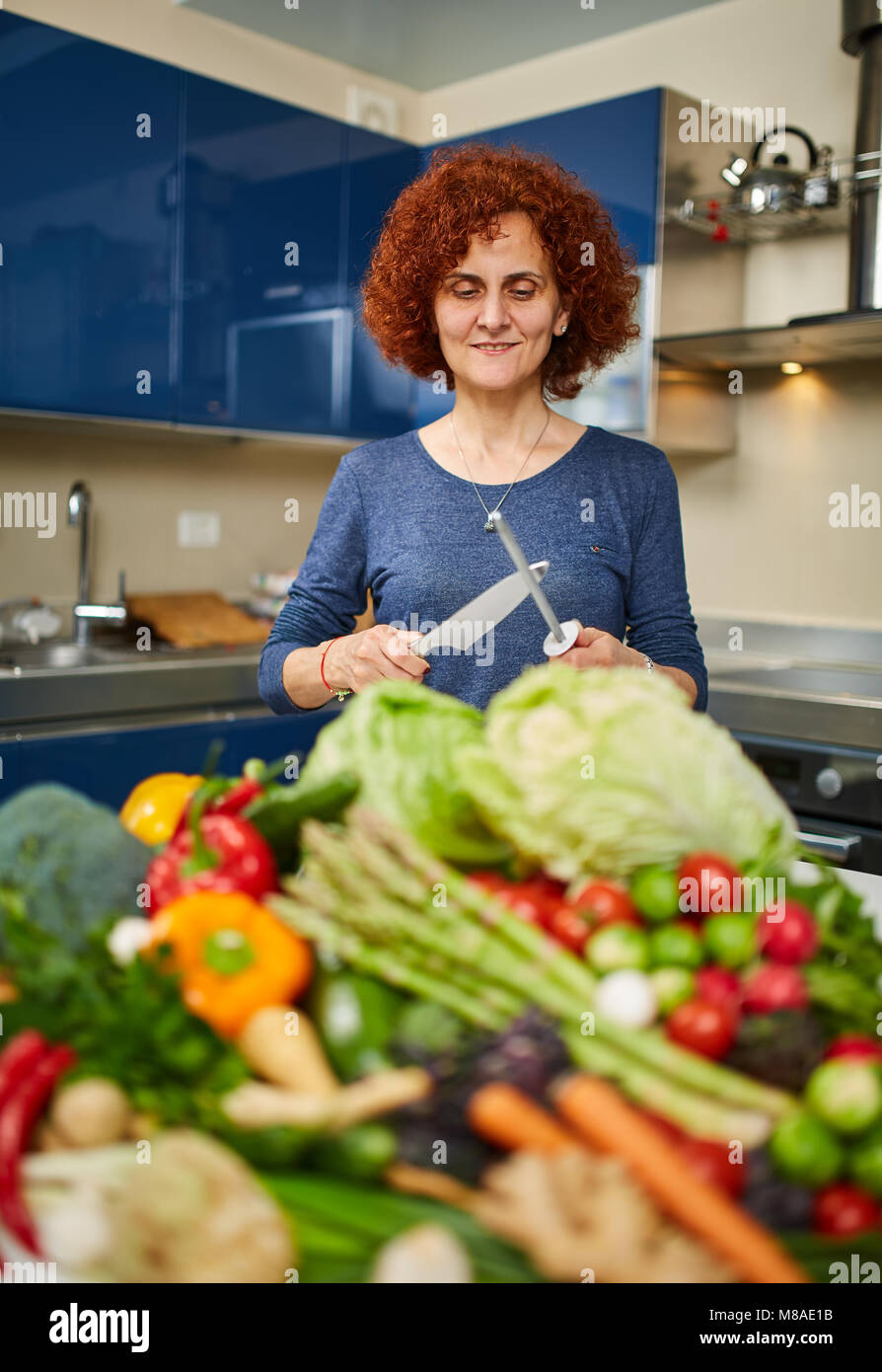 Sharpening carrot hi-res stock photography and images - Alamy