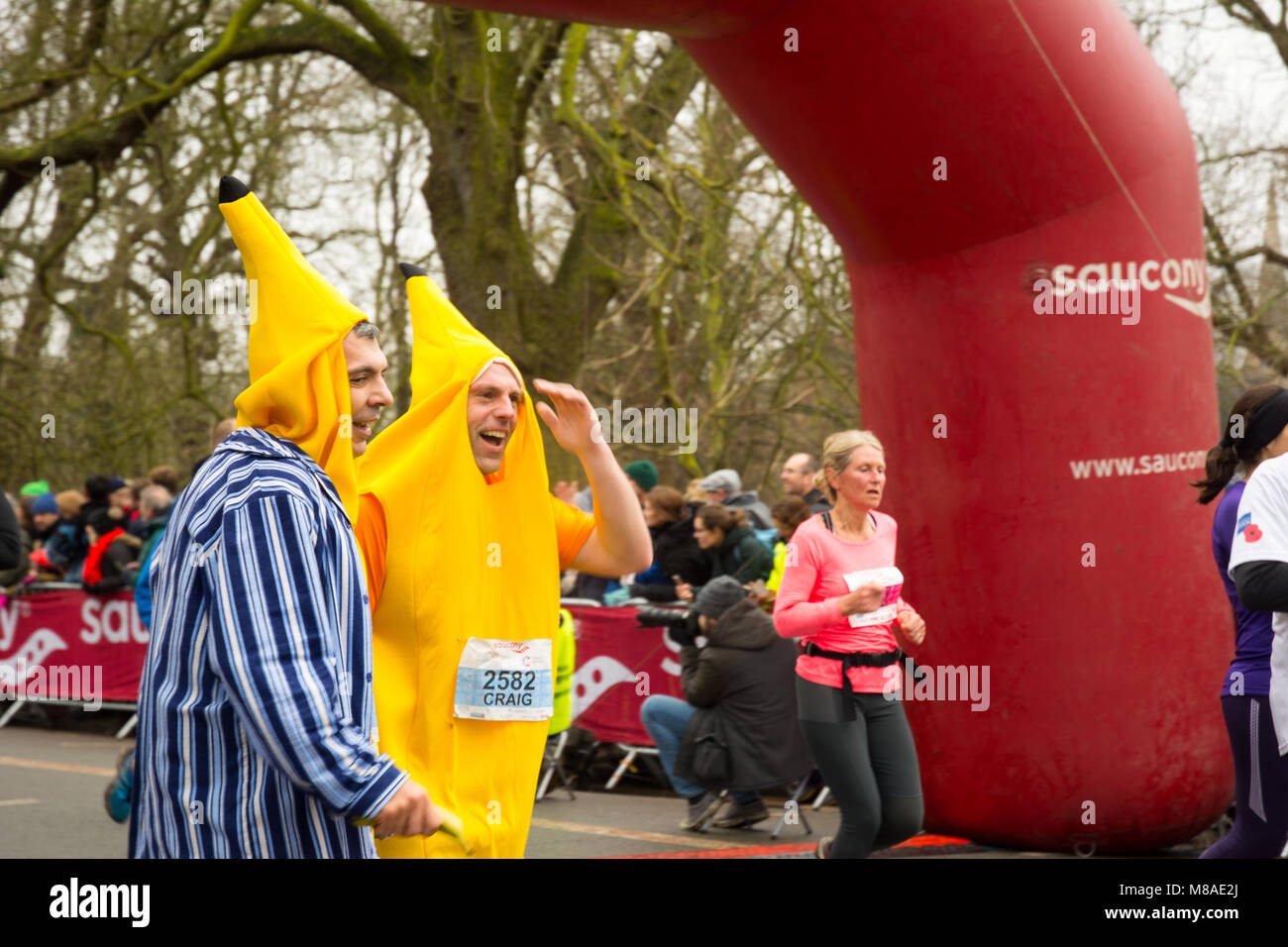 Marathon runner in fancy dress Stock Photo - Alamy