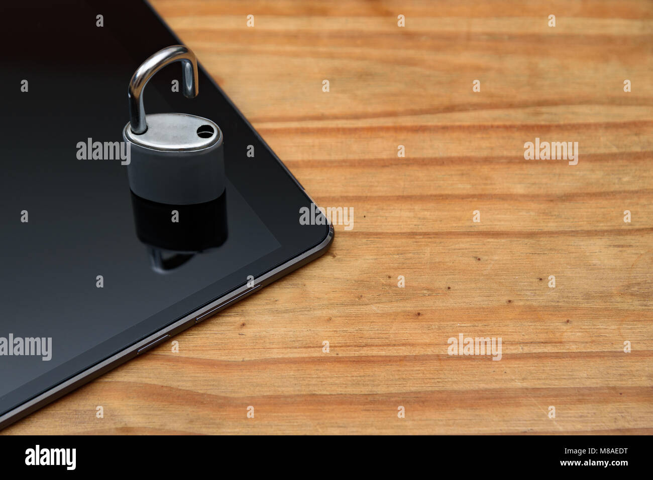 Unlocked system hi-res stock photography and images - Alamy