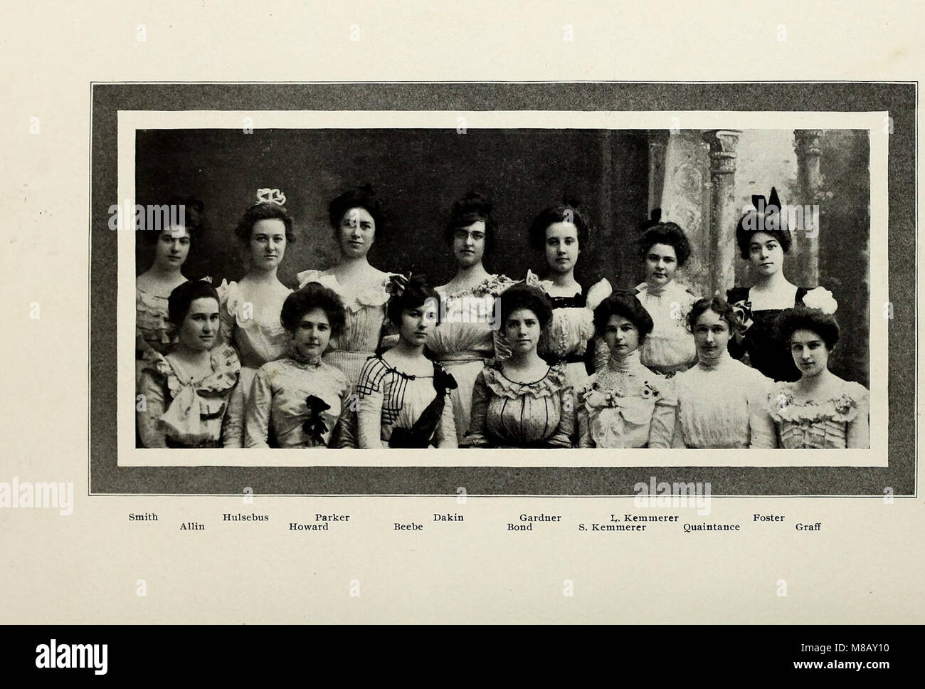 'Hawkeye' (1902) is a novel that tells the story of a frontier scout ...