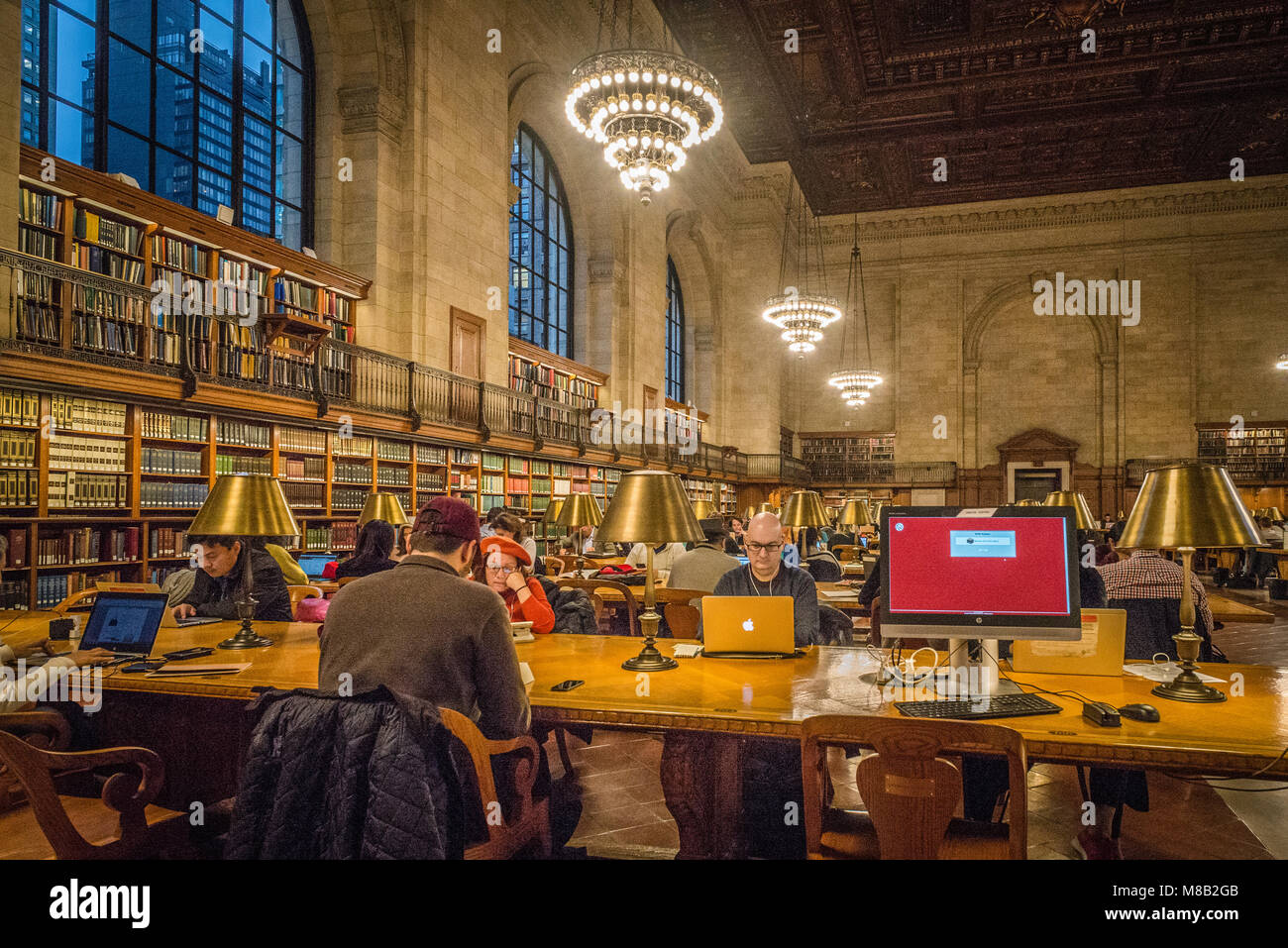 Student reading book icon hi-res stock photography and images - Alamy