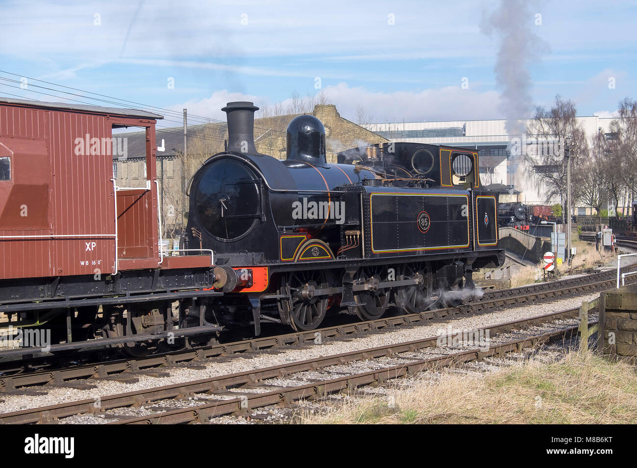 Small engine pulls train hi-res stock photography and images - Alamy