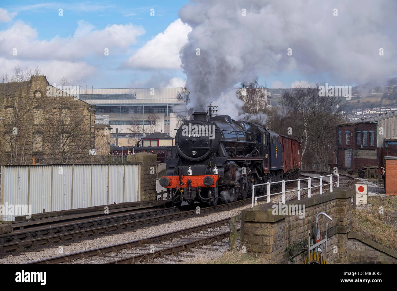 Black five 44871 hi-res stock photography and images - Alamy