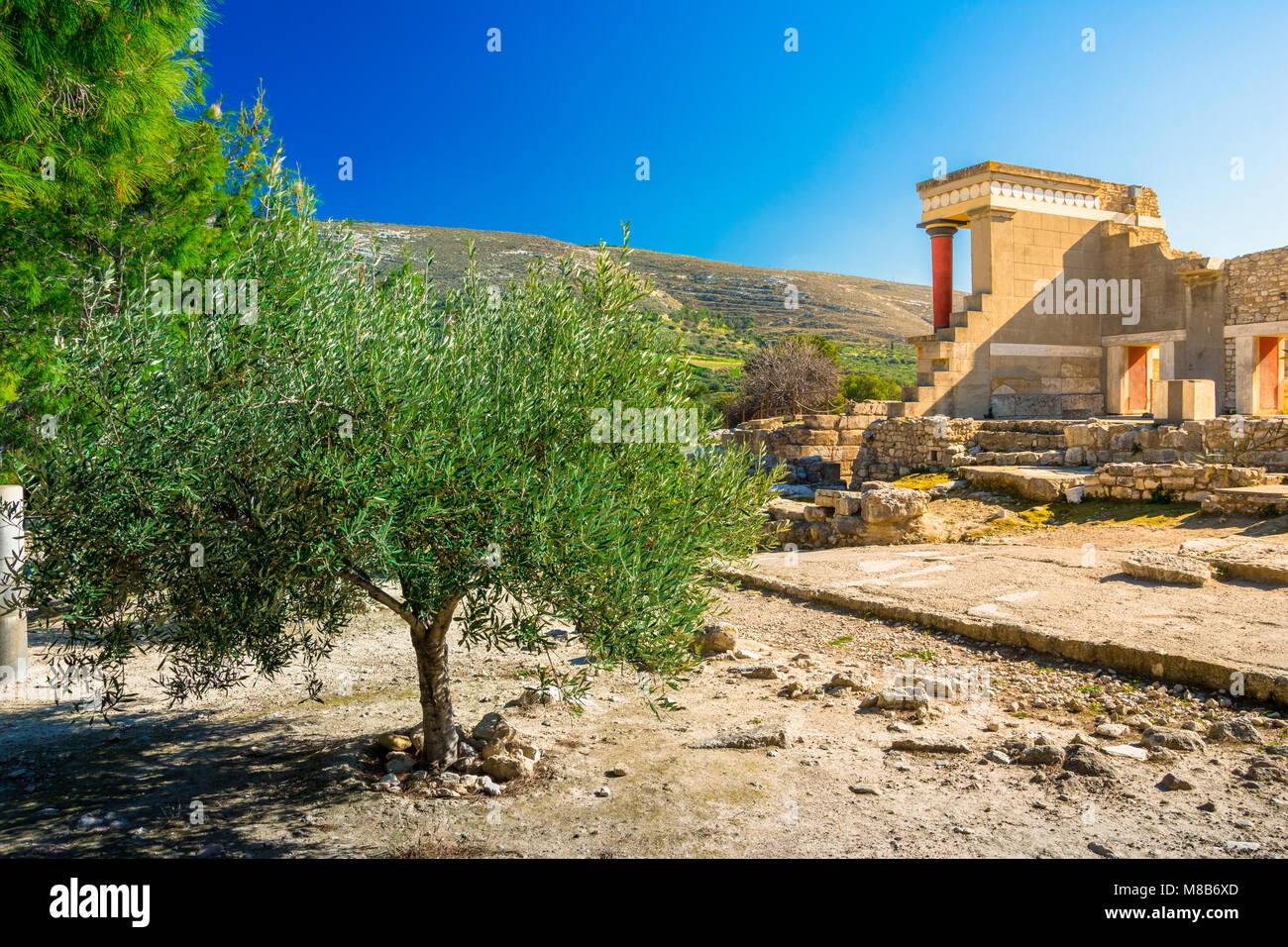 Knossos labyrinth greece crete hi-res stock photography and images - Alamy