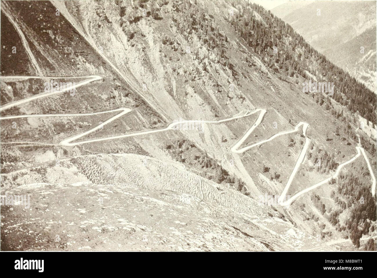 En route; a descriptive automobile tour through nine countries and over ...