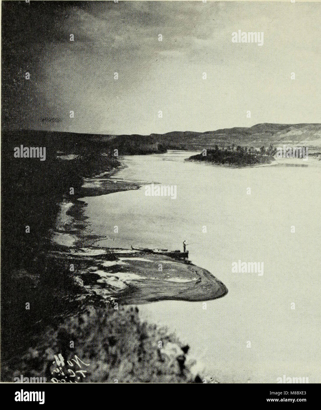 Dinosaur hunting in western hi-res stock photography and images - Alamy