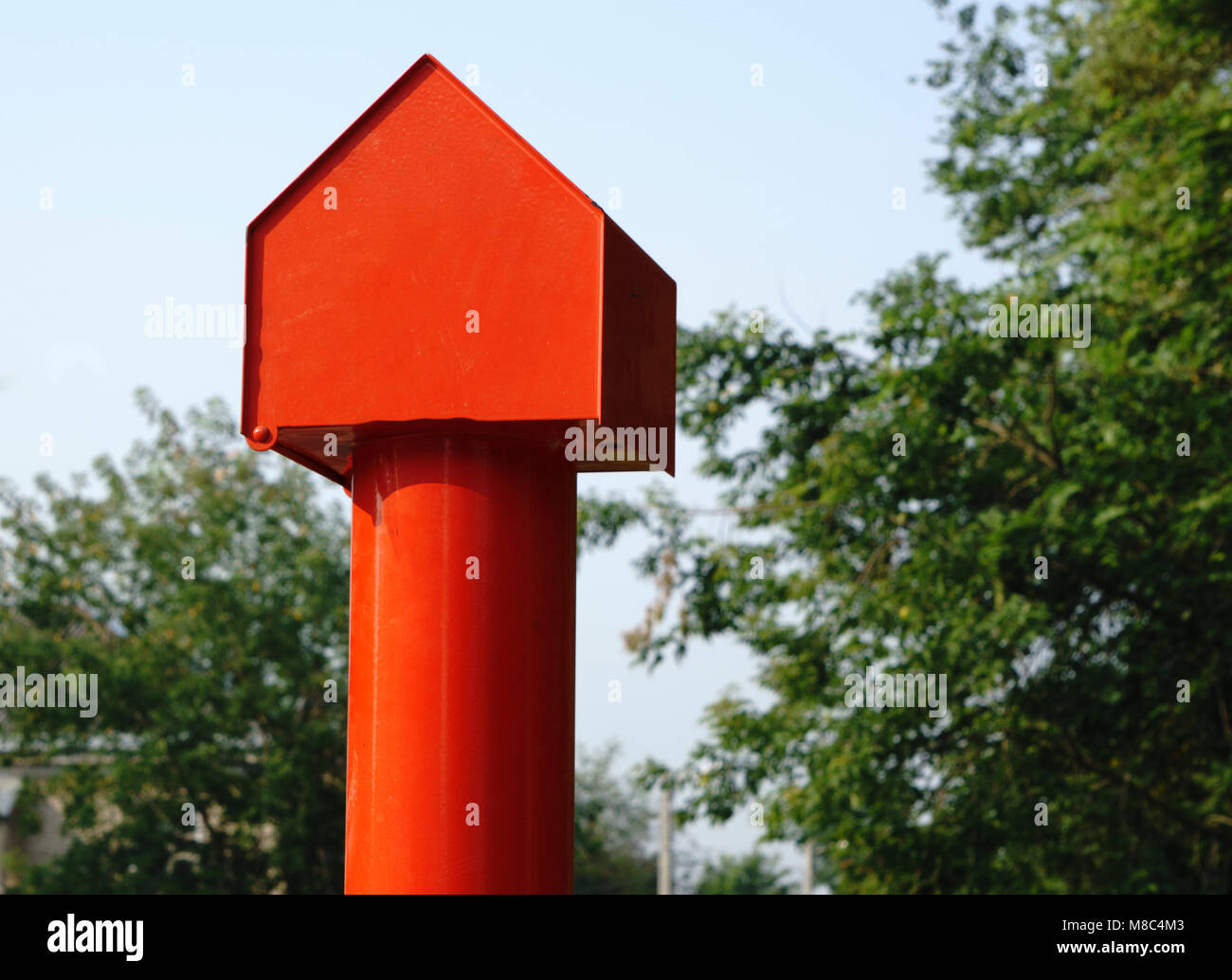 icon "red house" from a pipe Stock Photo - Alamy