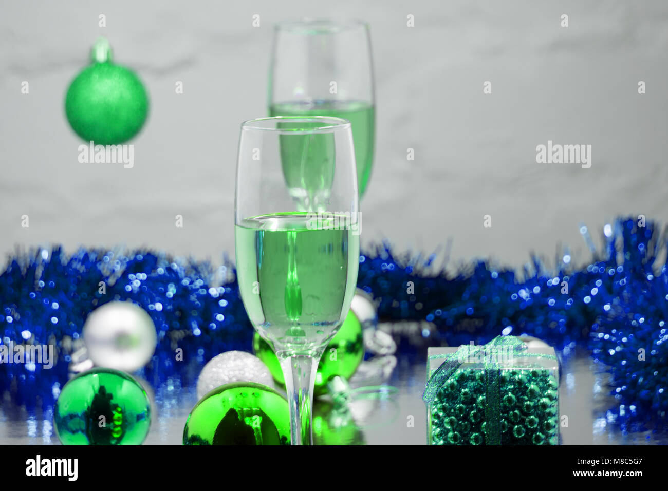 Gift boxes champagne flutes hi-res stock photography and images - Alamy