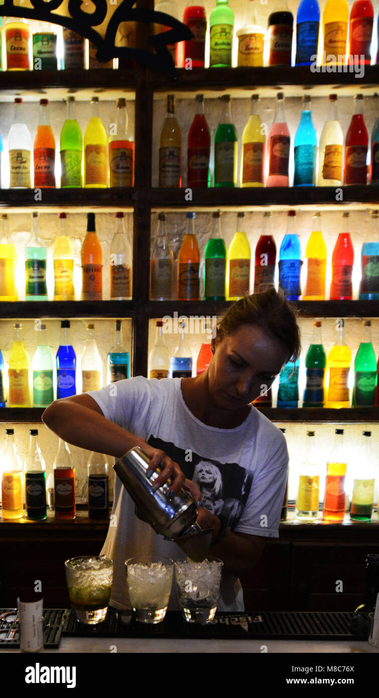 Brettos bar is one of the oldest in Athens, Greece Stock Photo - Alamy