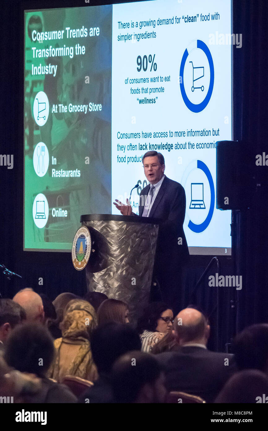 Chief operating officer (2018) hi-res stock photography and images - Alamy