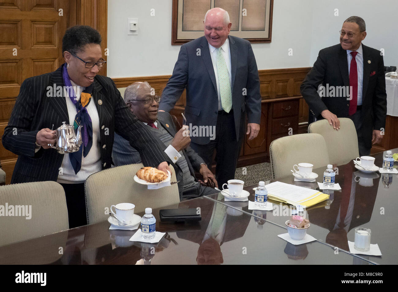 Usda headquarters hi-res stock photography and images - Alamy