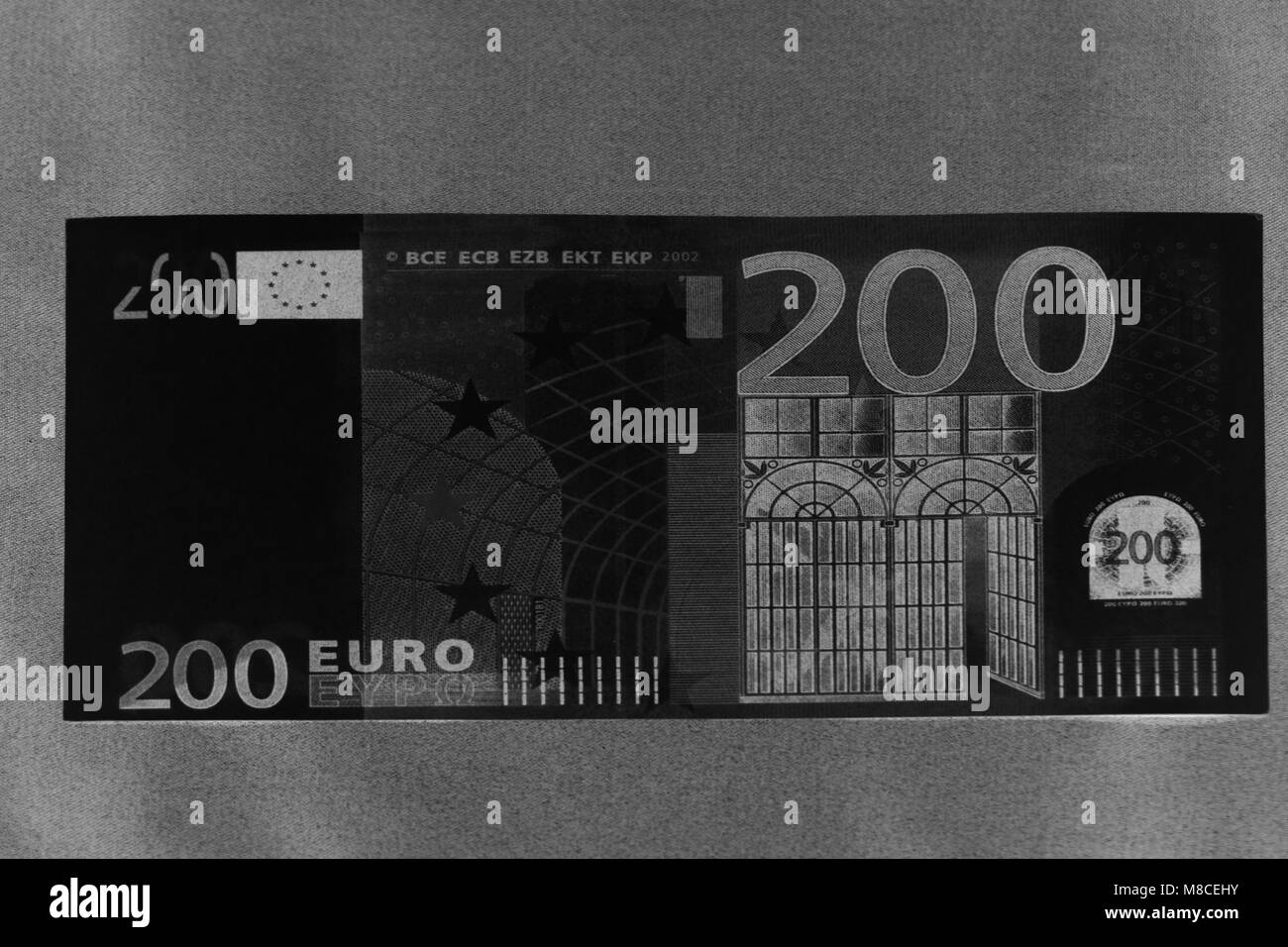 500 euros bill Black and White Stock Photos & Images - Alamy
