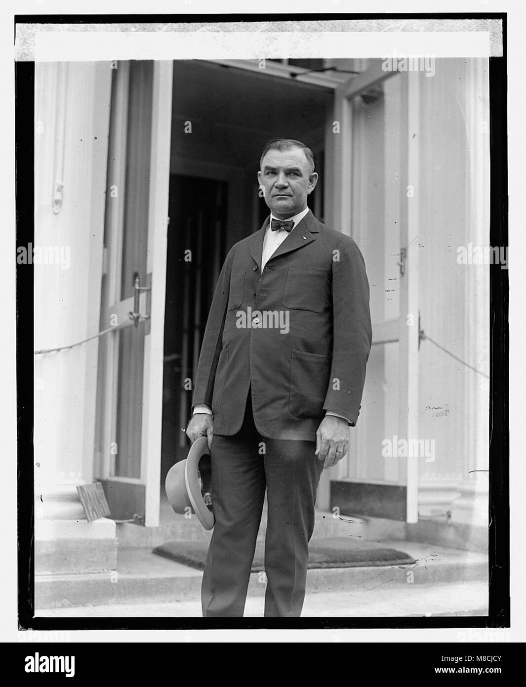 E 14 5 5 Black and White Stock Photos & Images - Alamy