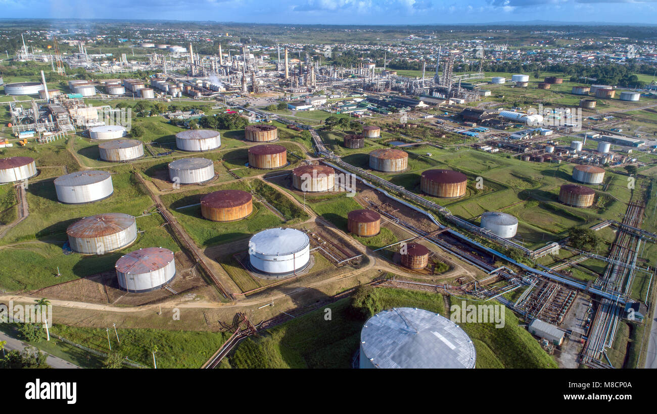 Petrotrin Oil Refinery Trinidad & Tobago Stock Photo - Alamy