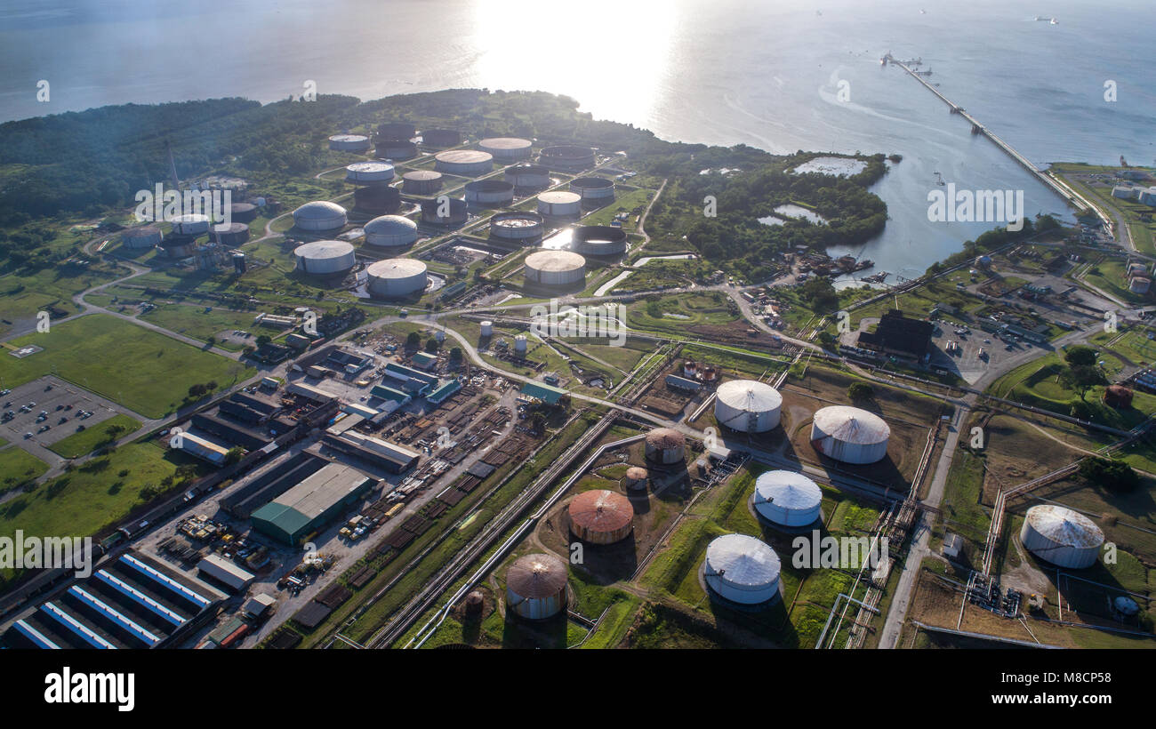 Petrotrin Oil Refinery Trinidad & Tobago Stock Photo - Alamy