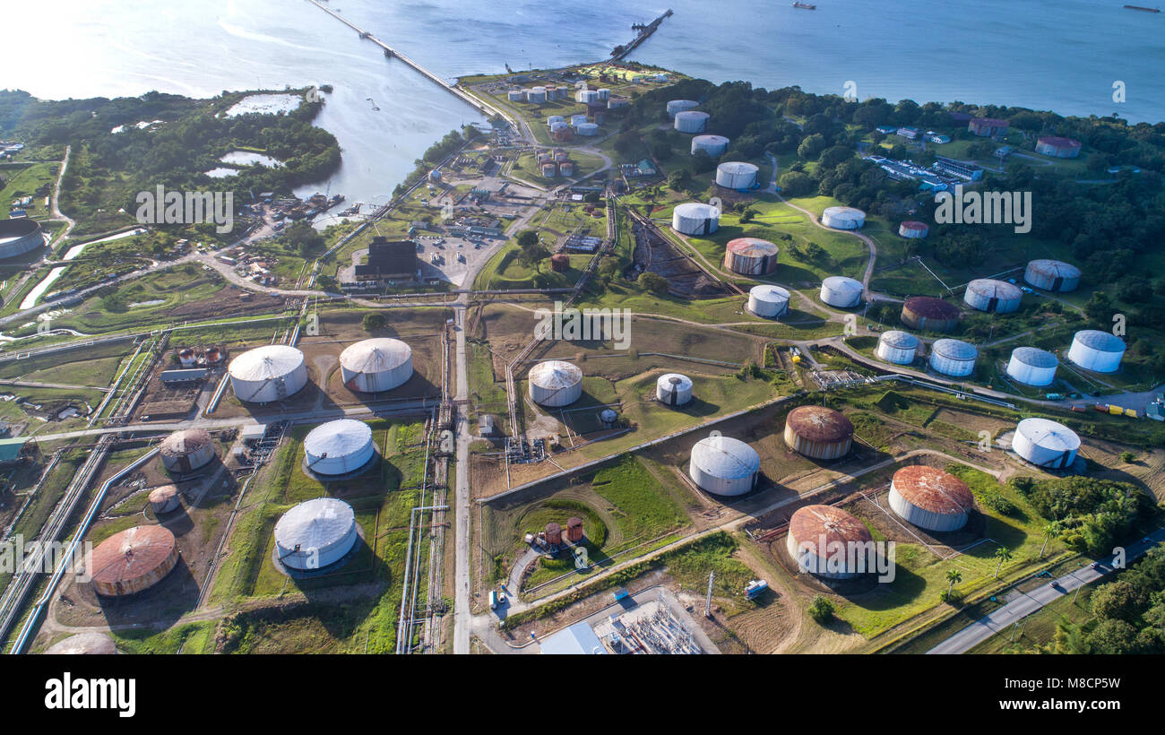 Petrotrin Oil Refinery Trinidad & Tobago Stock Photo - Alamy