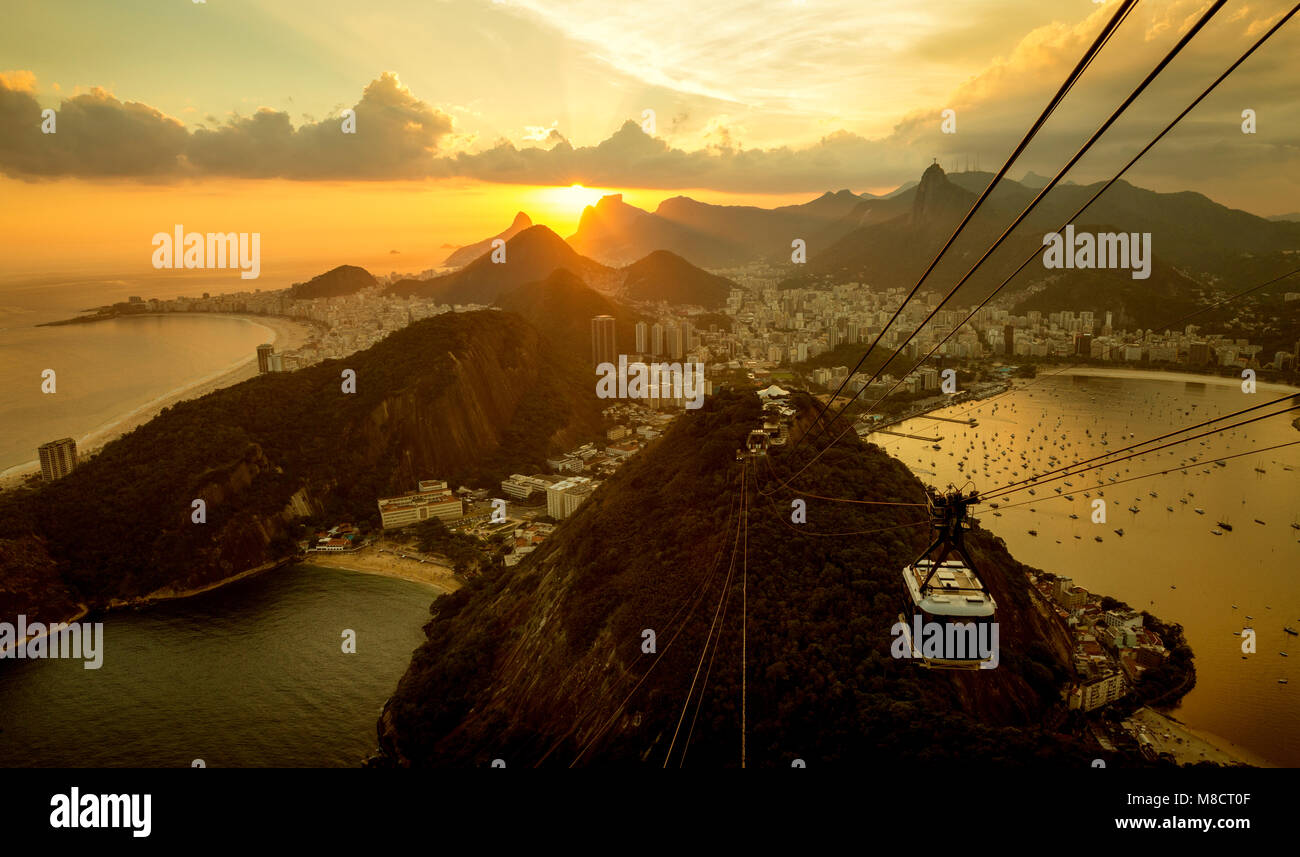 Sugarloaf mountain gondola hi-res stock photography and images - Alamy