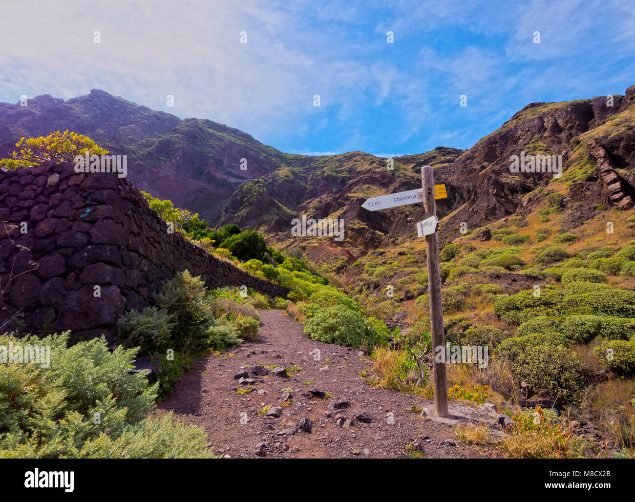 Roque Bermejo and Chamorga trail signs, Anaga Rural Park, Tenerife ...
