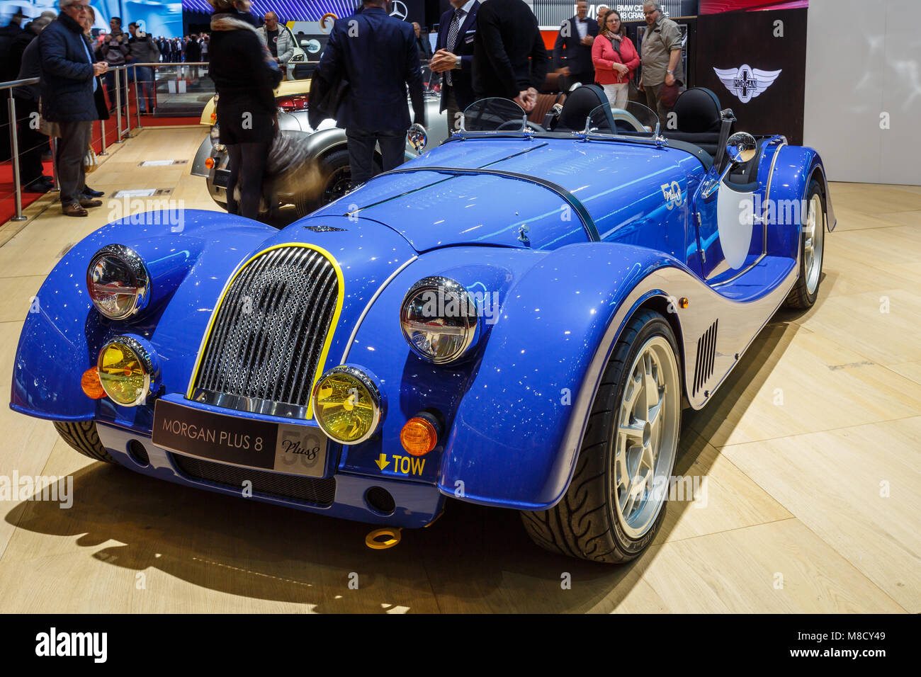 Bmw engine morgan hi-res stock photography and images - Alamy