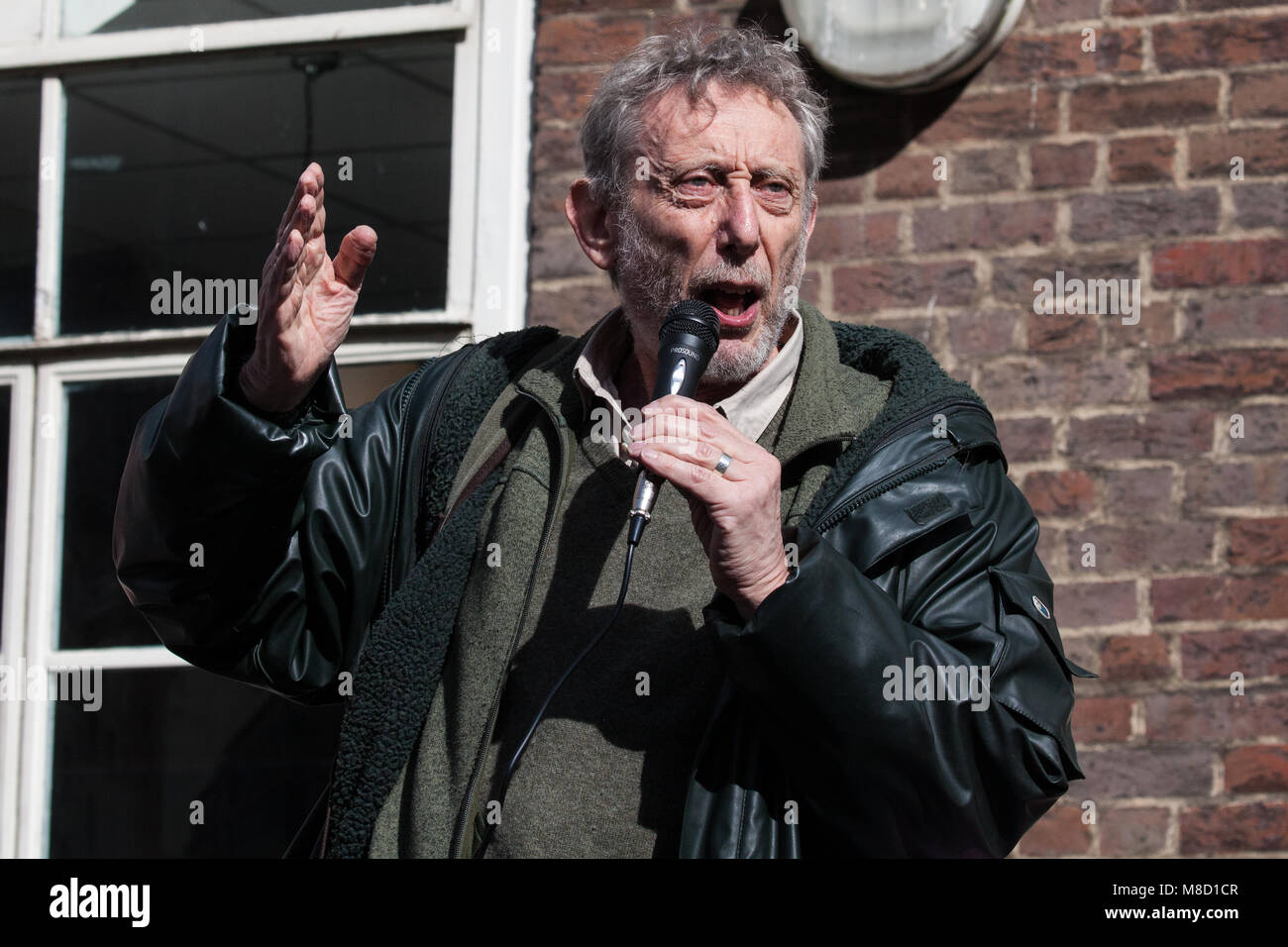 Michael rosen protest hi-res stock photography and images - Alamy