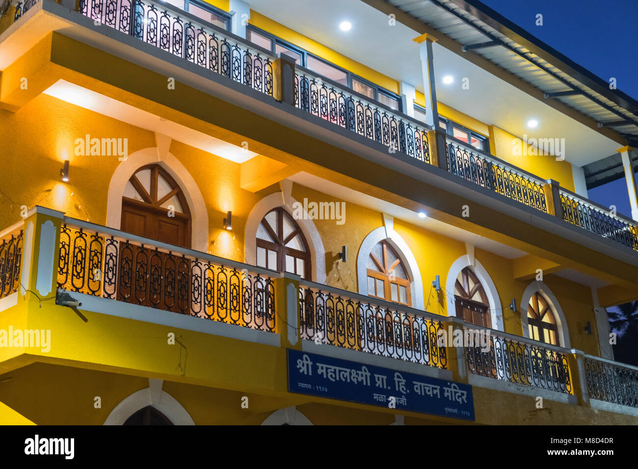 Panaji old building architecture hi-res stock photography and images ...