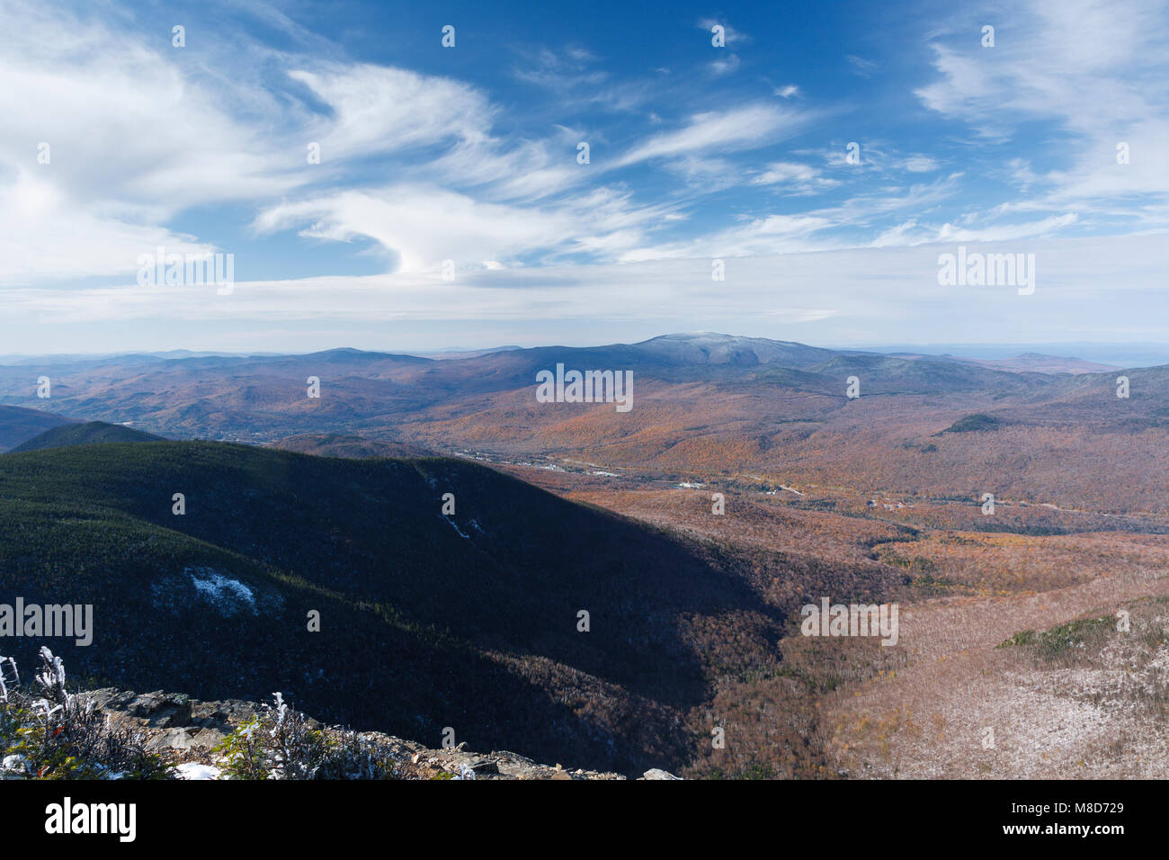 Scenic view from the summit of Mount Flume in the White Mountains, New ...